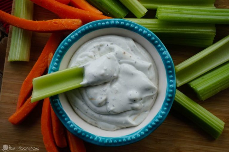 Blue Cheese Dressing Recipe - Stepwise Instructions